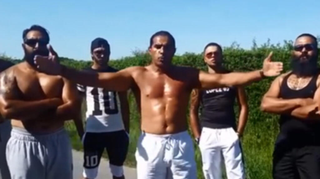 Le "clash des Gitans", un étalage de virilité qui fait pouffer la Toile