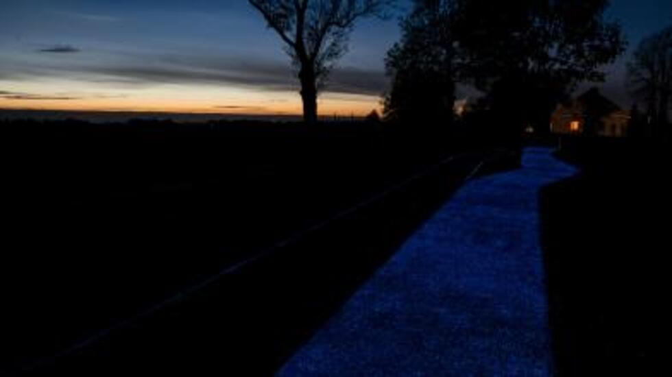 Poland lights the way with a solar-powered cycle path