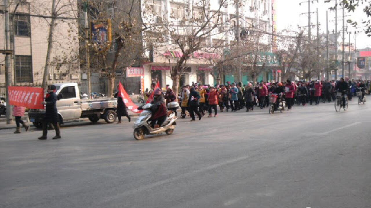 China arrests hundreds for spreading Mayan apocalypse rumours