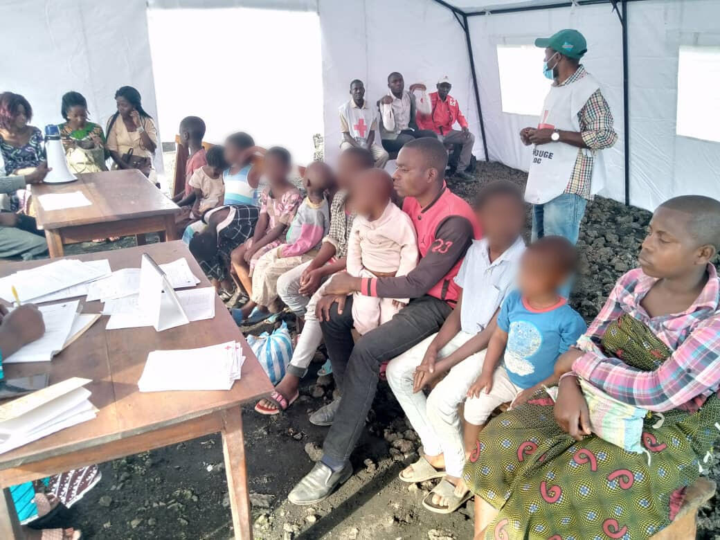 DR Congo: After devastating volcano eruption, families still looking ...