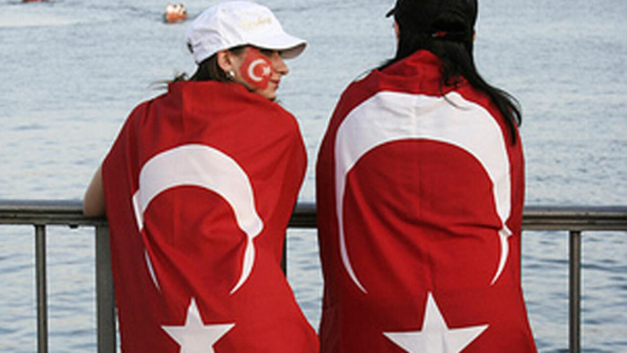 Turkey “not European enough” to host Euro 2016 - The Observers - France 24