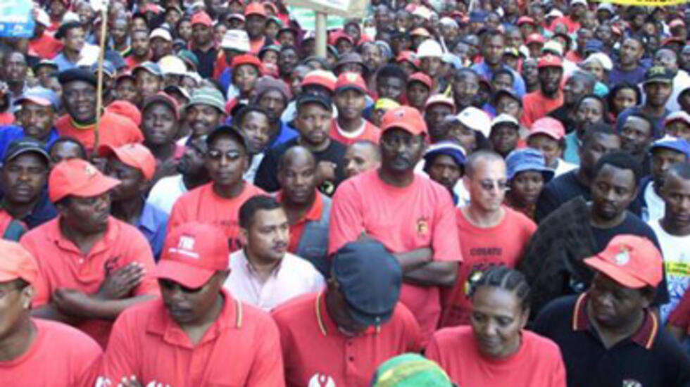 Hospitals blocked as South African unions resume massive strikes