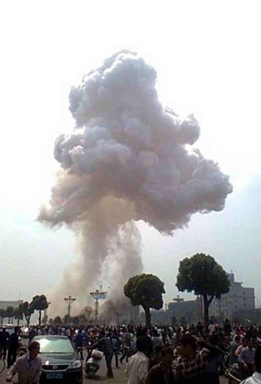 Reports on triple bomb attack in southern China clouded by censorship ...
