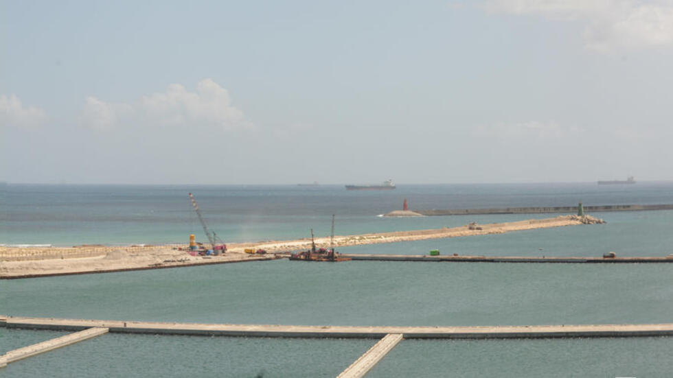 A Bizerte, une marina sort des eaux, les pêcheurs s’ensablent